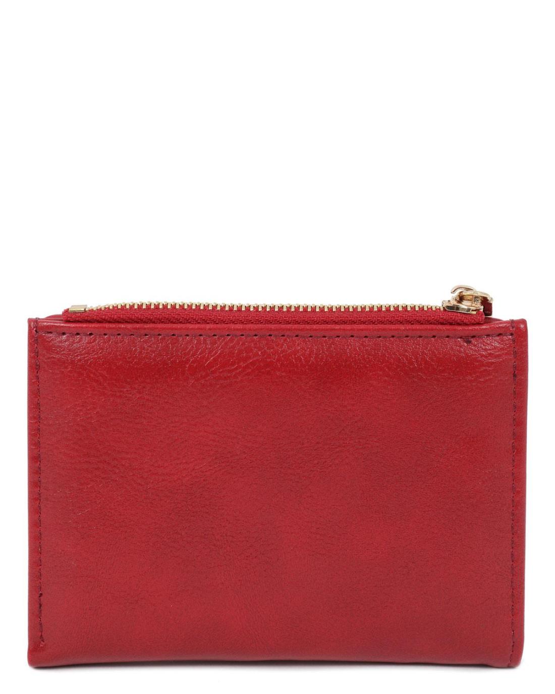 Red wallet